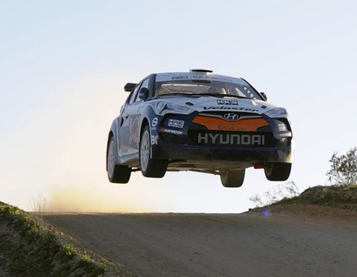 The Hyundai Veloster rally car takes flight on its way to Chicago ...